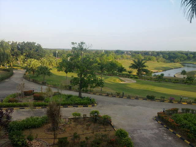 golfingbaba: Orna Golf and Country Club