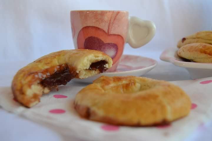 CIAMBELLINE AL FORNO CON CONFETTURA DI FRAGOLE - Anna Maria Conti