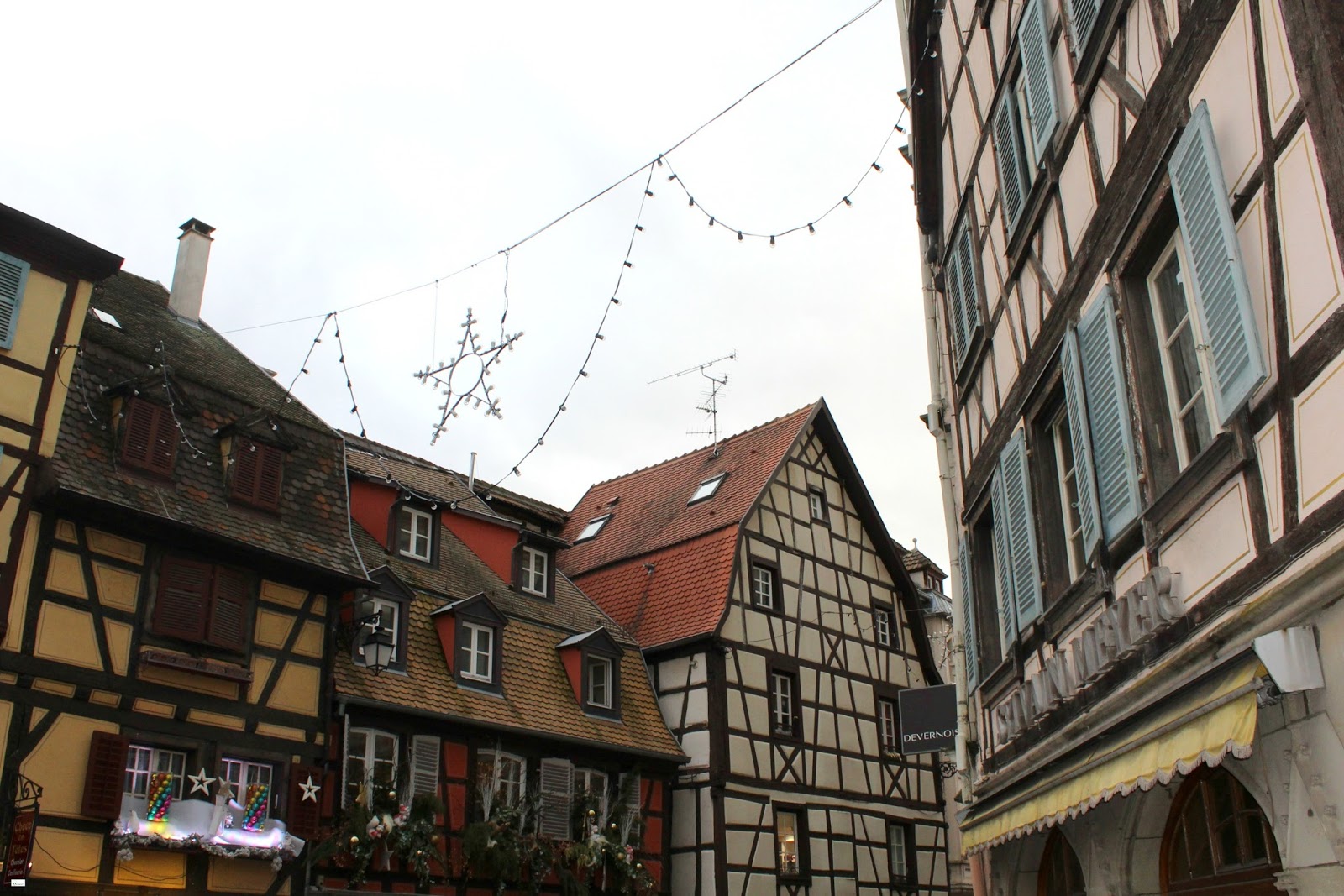 a brief history of old town Colmar // France | Caravan Sonnet