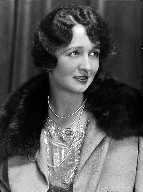 Bit Part Actors: Hedda Hopper