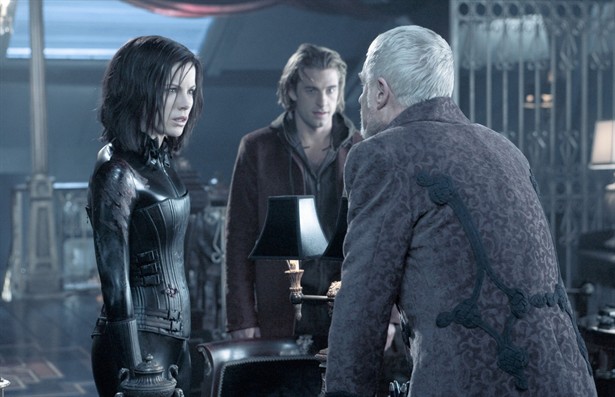 Film Forager: Totally Goth Double Feature: Underworld (2003) and ...