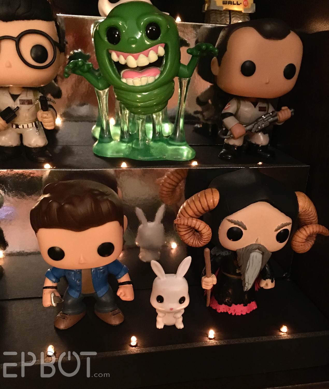 EPBOT: Quick Craft: Make A POP Figure Display Shelf From Foam Board!