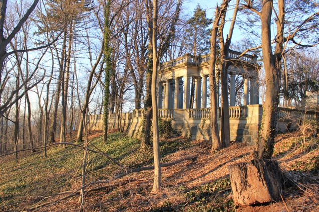 Old Long Island: 'Meudon' Ruins