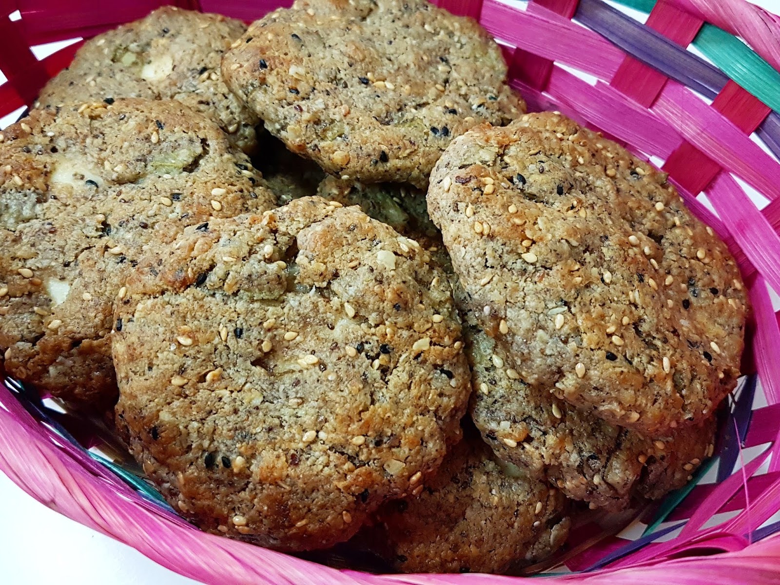 Maryam's Culinary Wonders: 1245. Fresh Zaatar Kaak