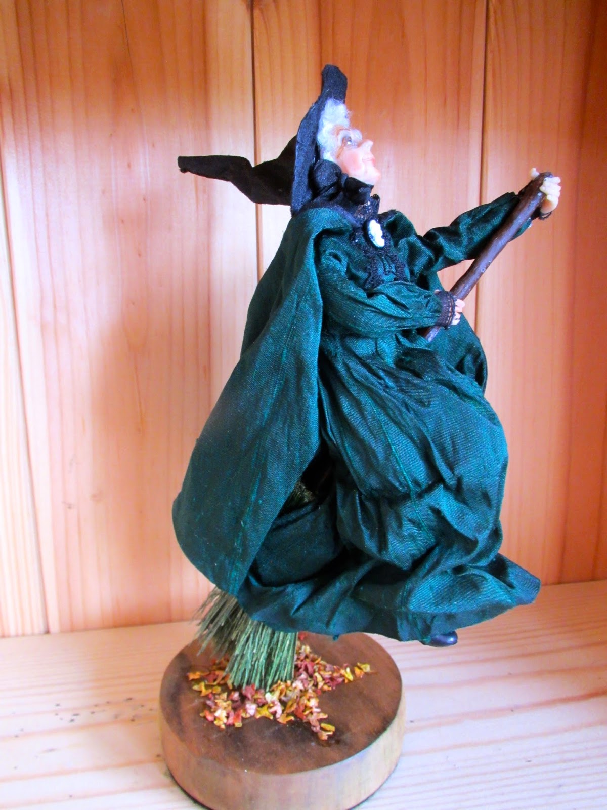 On Being a Mini Mum......: My Collection of the Work of Julie Campbell ...