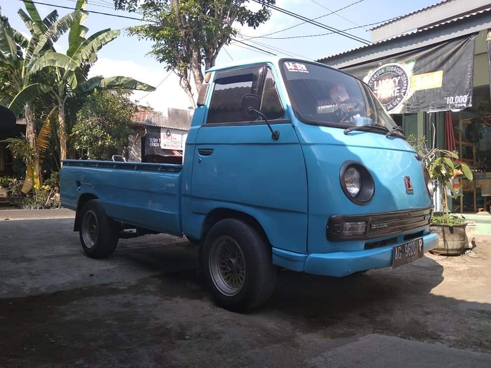 Pickup Colt mata bulet paling legendaris di Indonesia... - LAPAK MOBIL ...