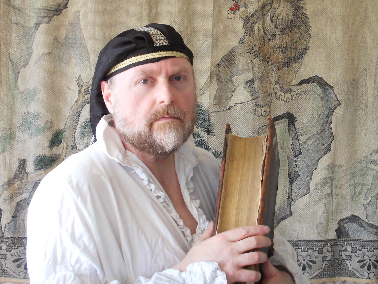 Richard in a Hat: Librarian Hat