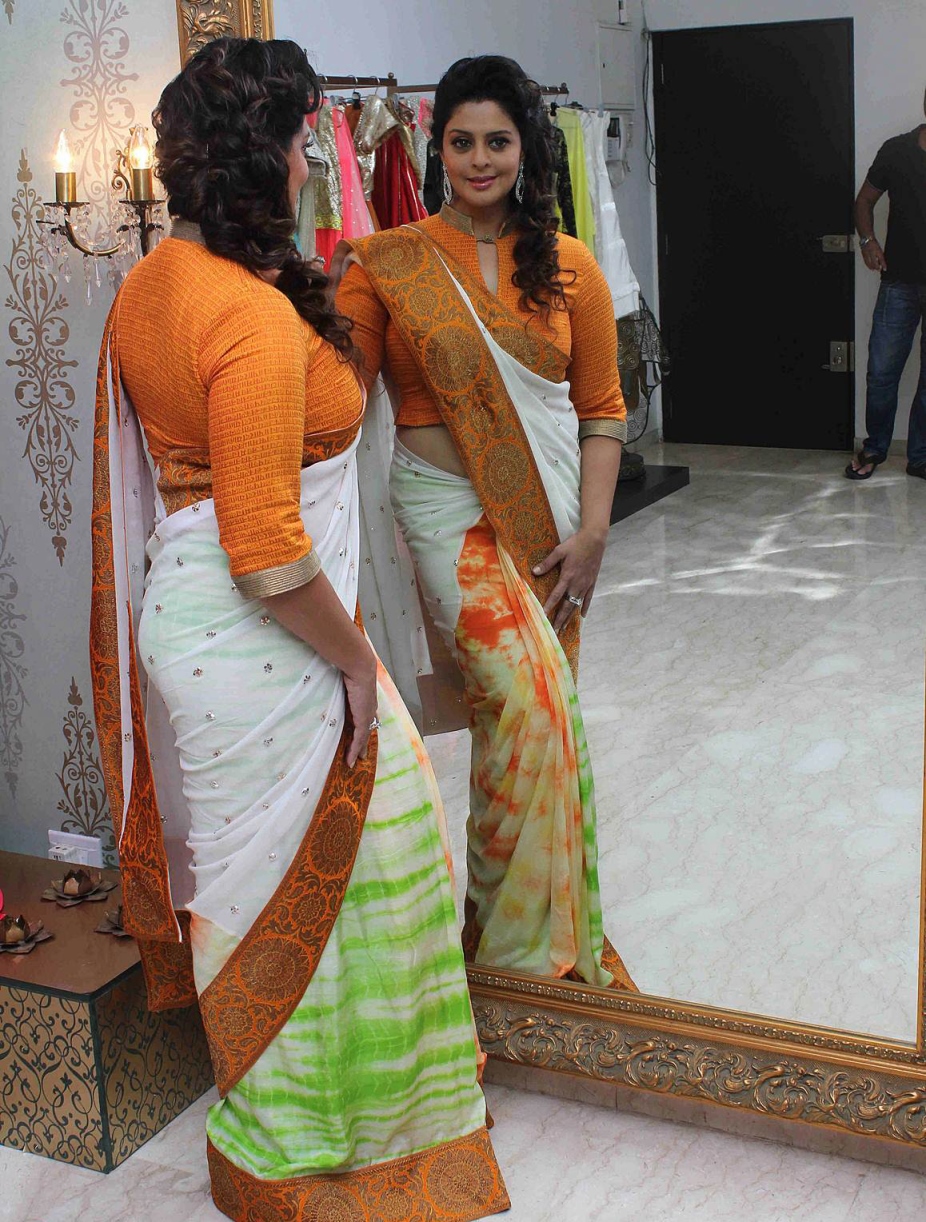 Nagma Latest Stills | Go Cinemas