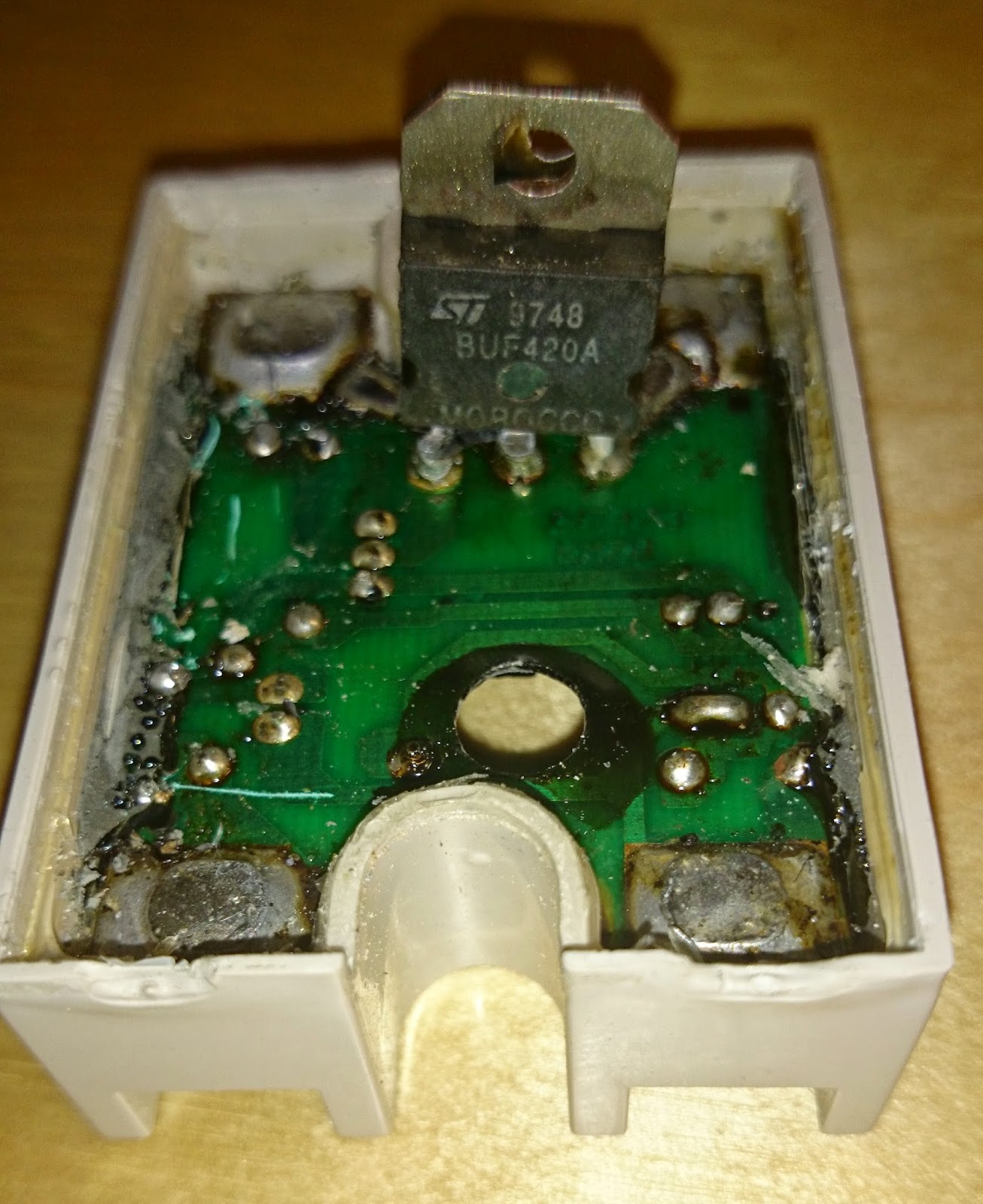 PakaHuszar: Fotek SSR-40DD Teardown