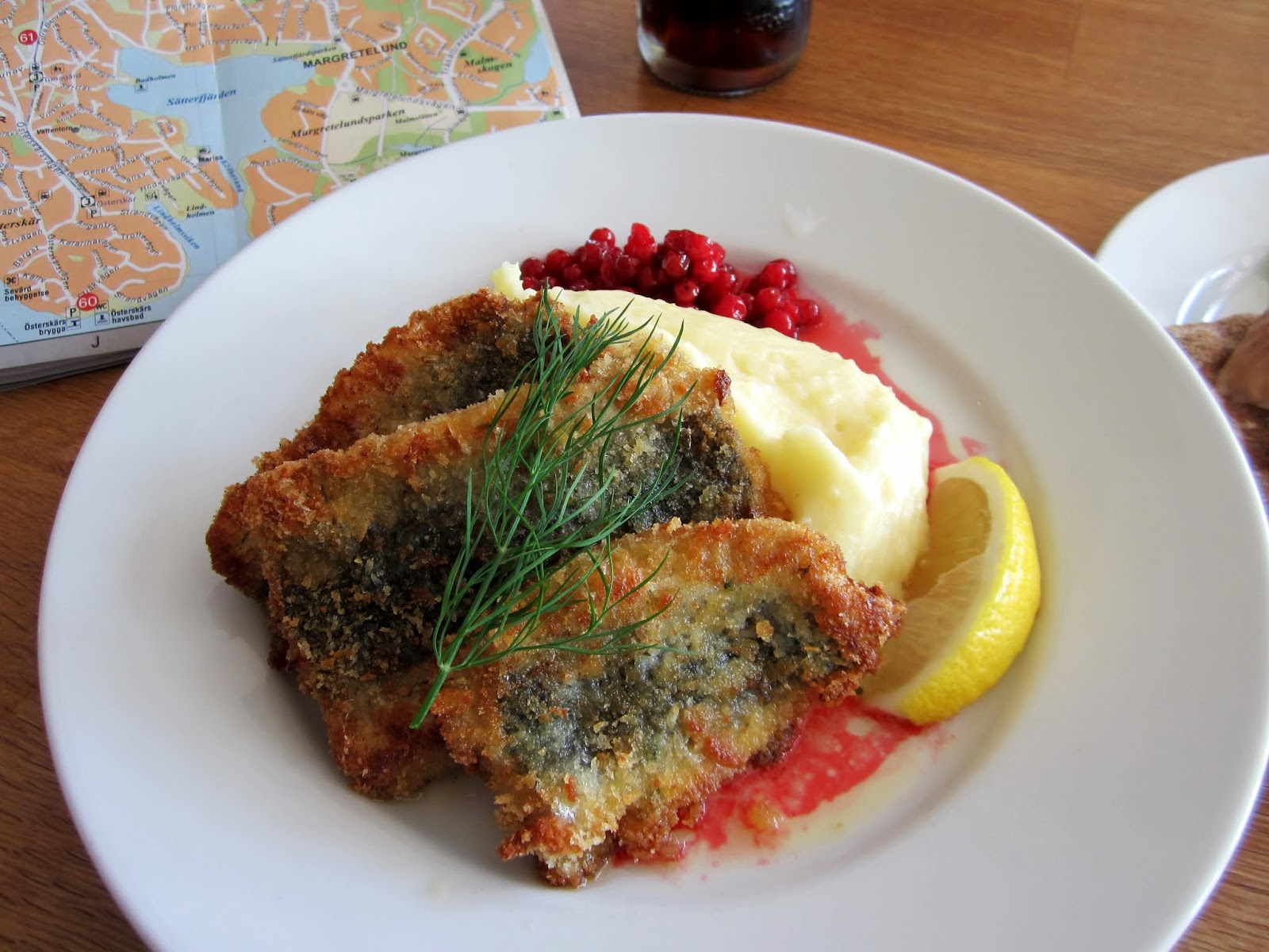 SeattleFlyerGuy's All-Purpose Travel Blog: Food Fridays: Two Styles of ...