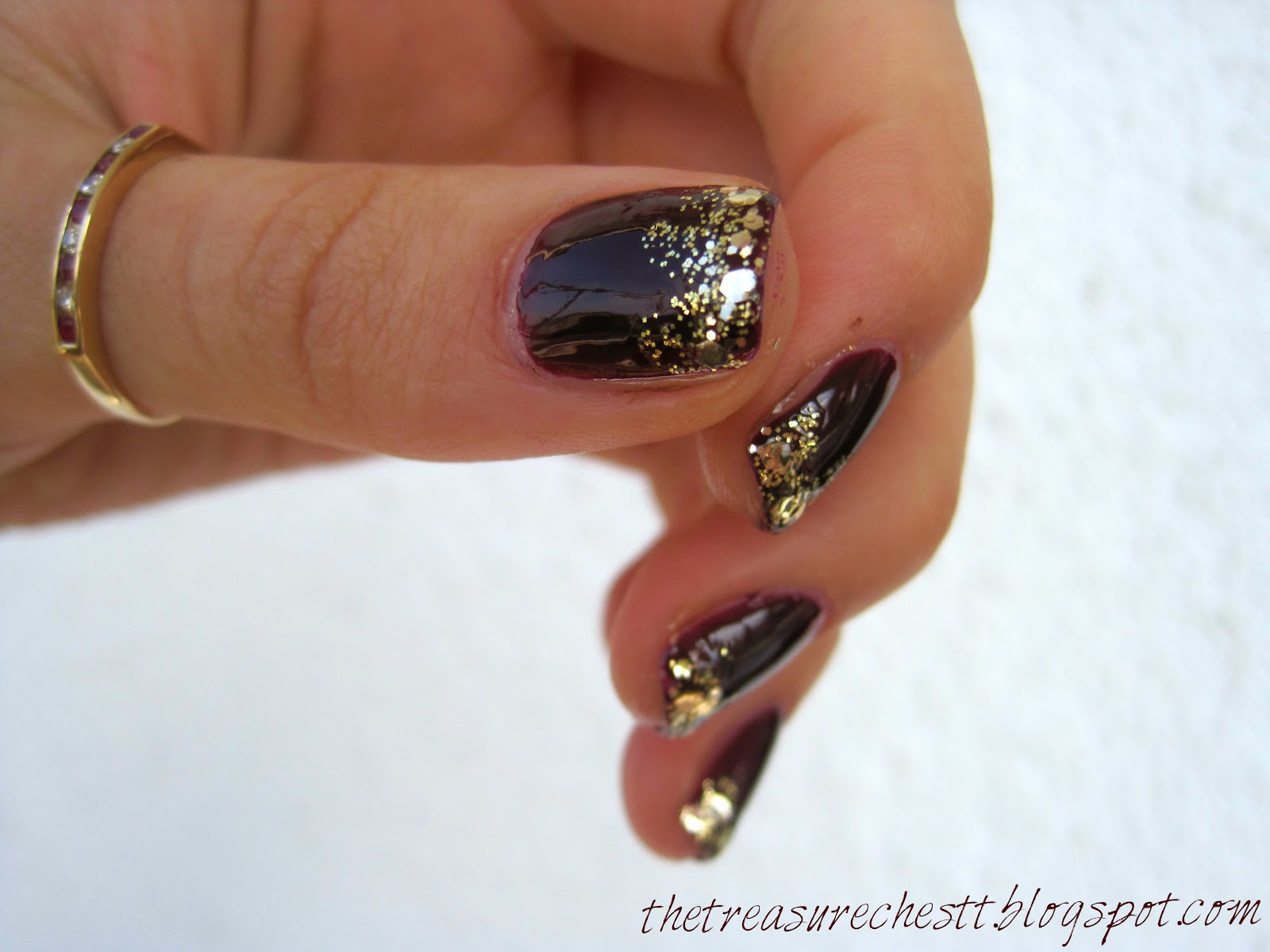 The Treasure Chest: Oxblood Glitter Nails