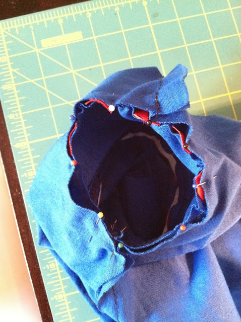 always underfoot: Snow White Dress Tutorial