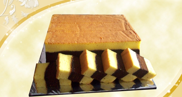 Abank Emoet: Bolu Lapis Surabaya