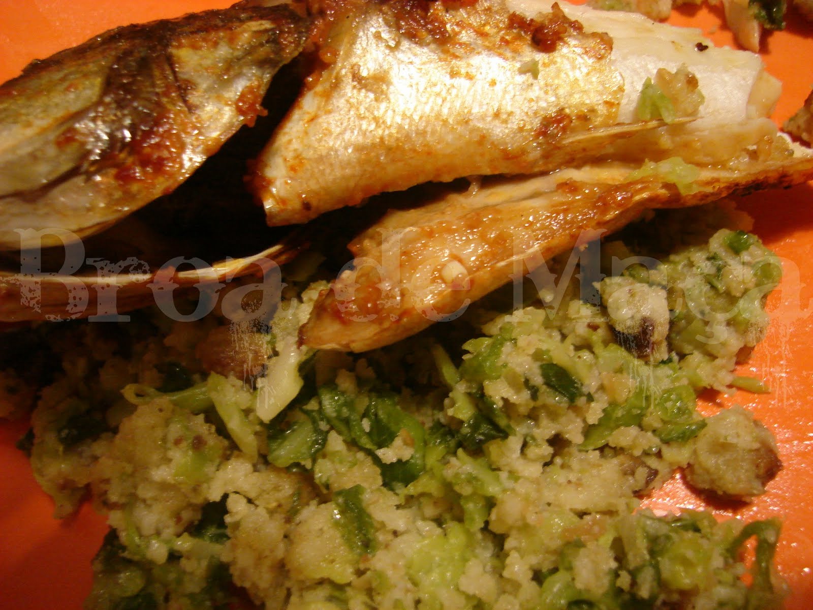 Broa de Maçã: Migas de broa com couve lombarda