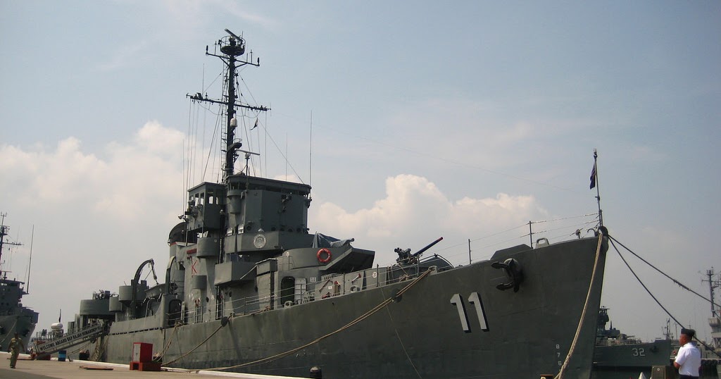 DEFENSE STUDIES: Navy Retires WW II-Era BRP Rajah Humabon from Service