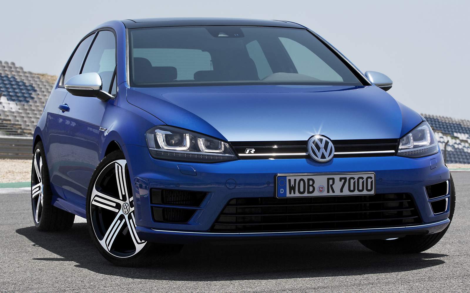 VW Golf 7 R é o mais potente da história