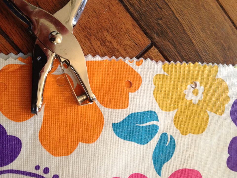 Crafty Texas Girls: Craft It: Sit Upon using a Vinyl Tablecloth