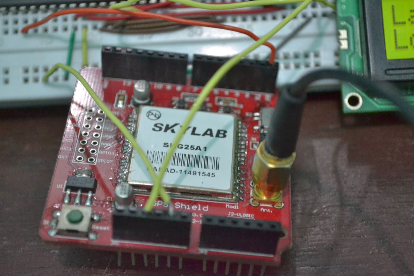 Kirk's Awesome Projects - ECE Rocks!: GPS Shield with PIC16F877A