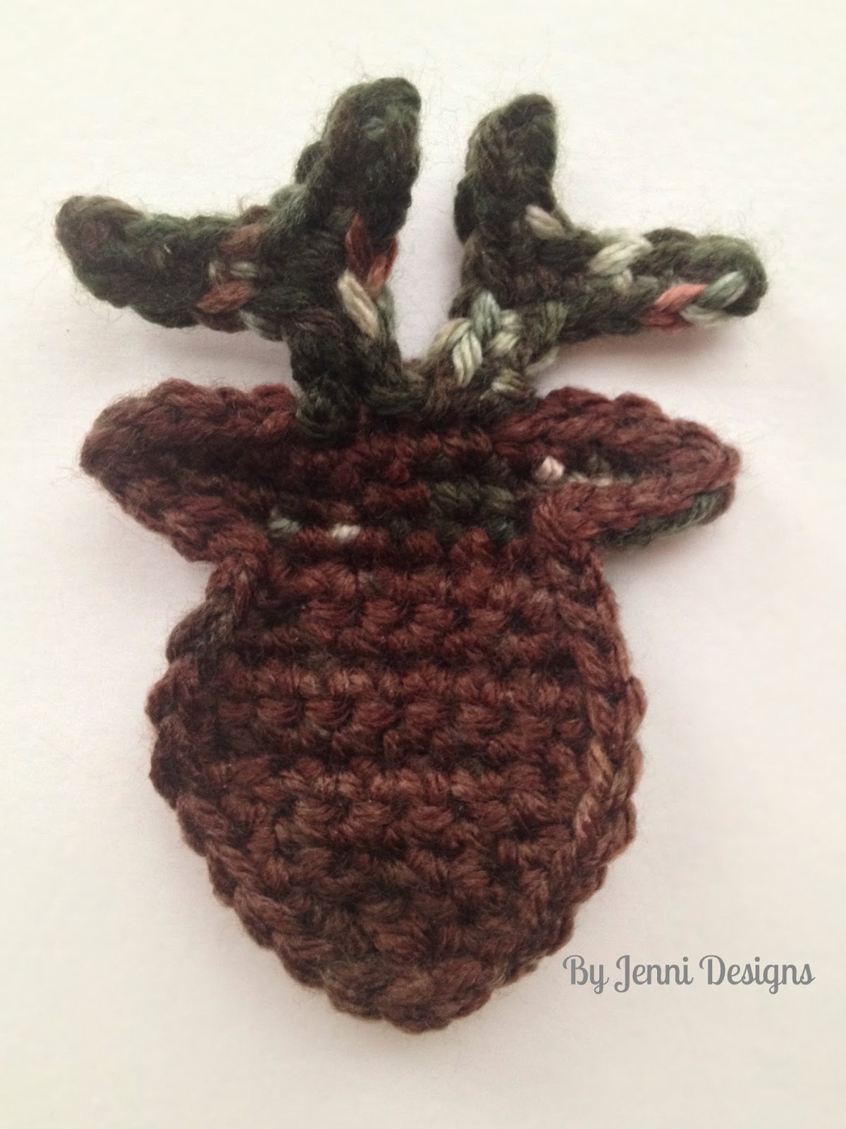 By Jenni Designs: Free Crochet Pattern Tutorial: Deer Head Applique