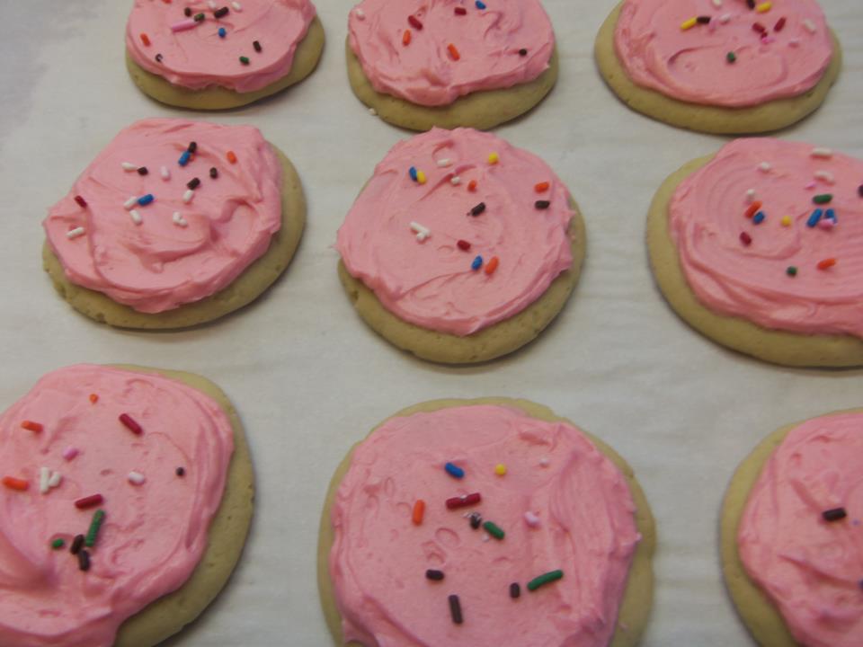 Gingerbread Men- Recipe Blog: Lofthouse-Style Sugar Cookies