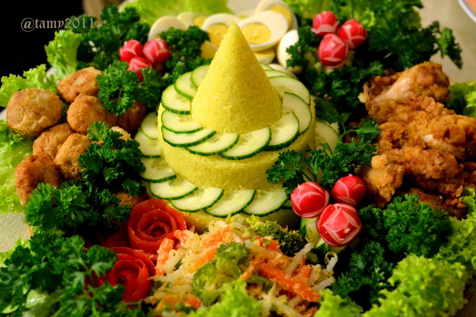 WARUNGKU: tumpeng nasi kuning