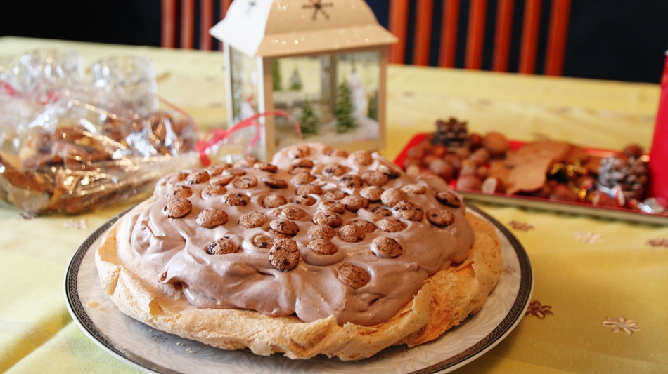 Absolutnie: TORT: wielki COOKIE CRISP