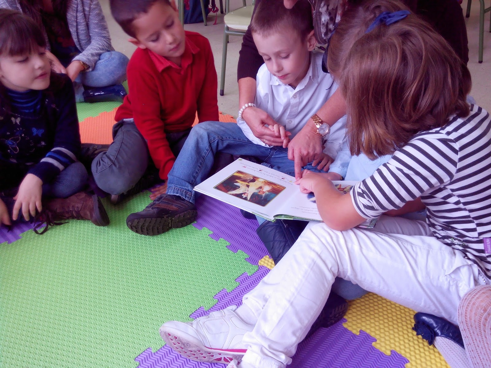 AVENTURAS DE PRIMARIA: MOMENTOS DE LECTURA EN GRUPO