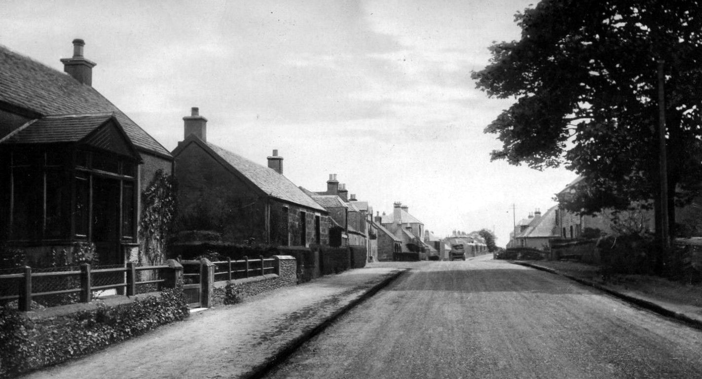 Tour Scotland: Old Photograph Crook of Devon Scotland