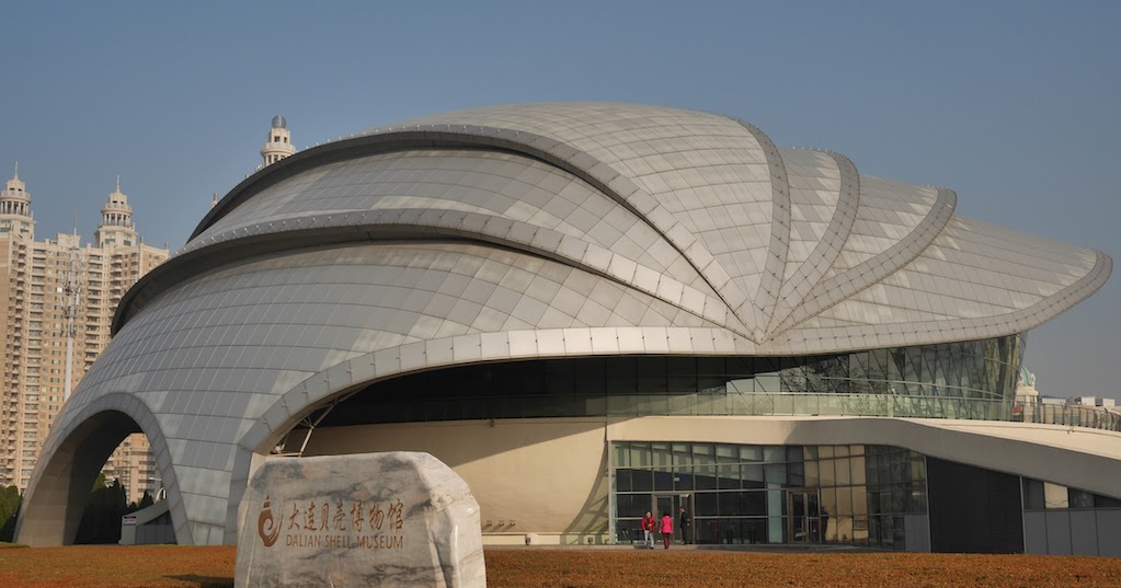 A Shelled Building in Dalian - Isidor's Fugue