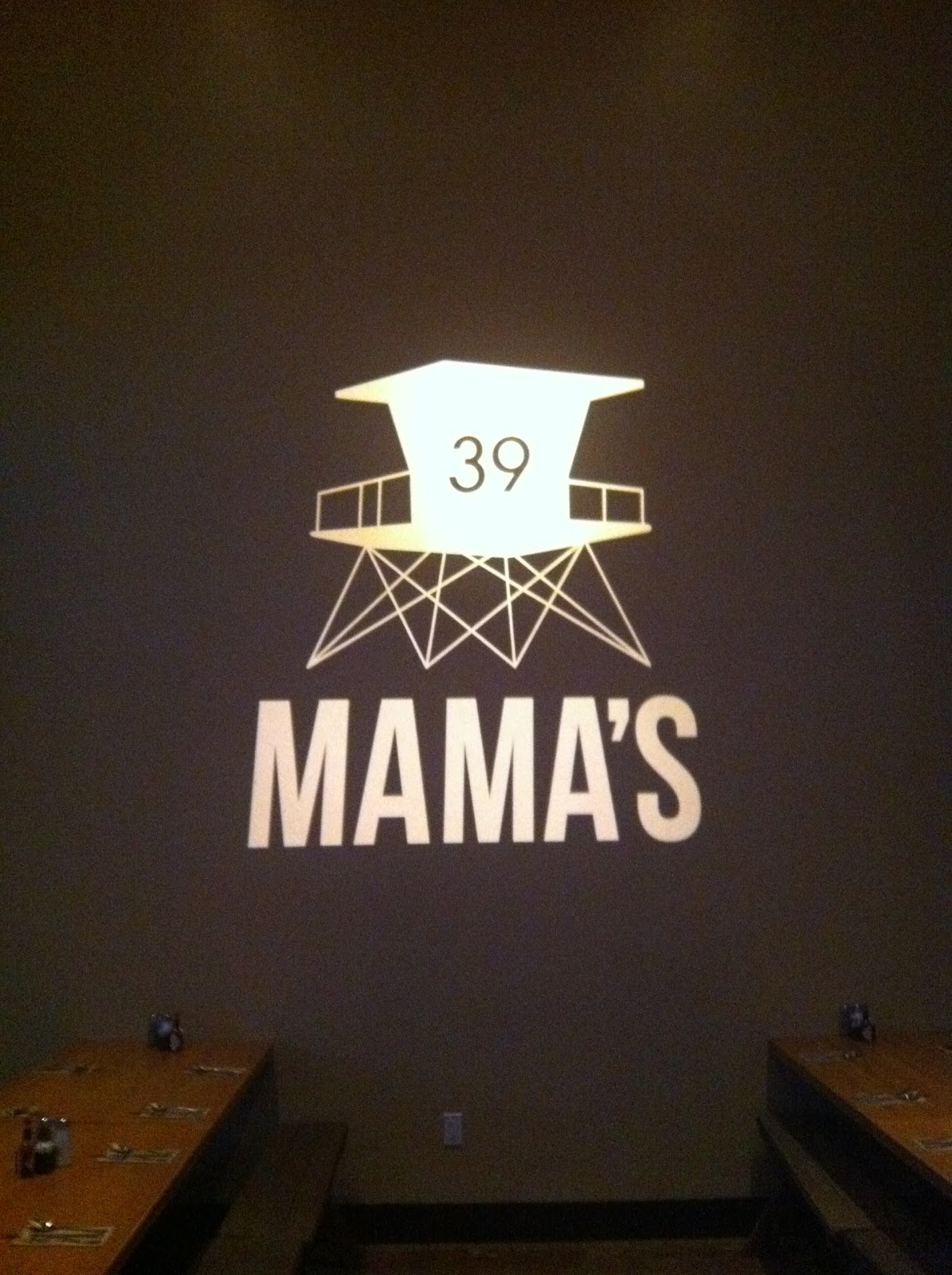Sasaki Time: Review of Mama's On 39