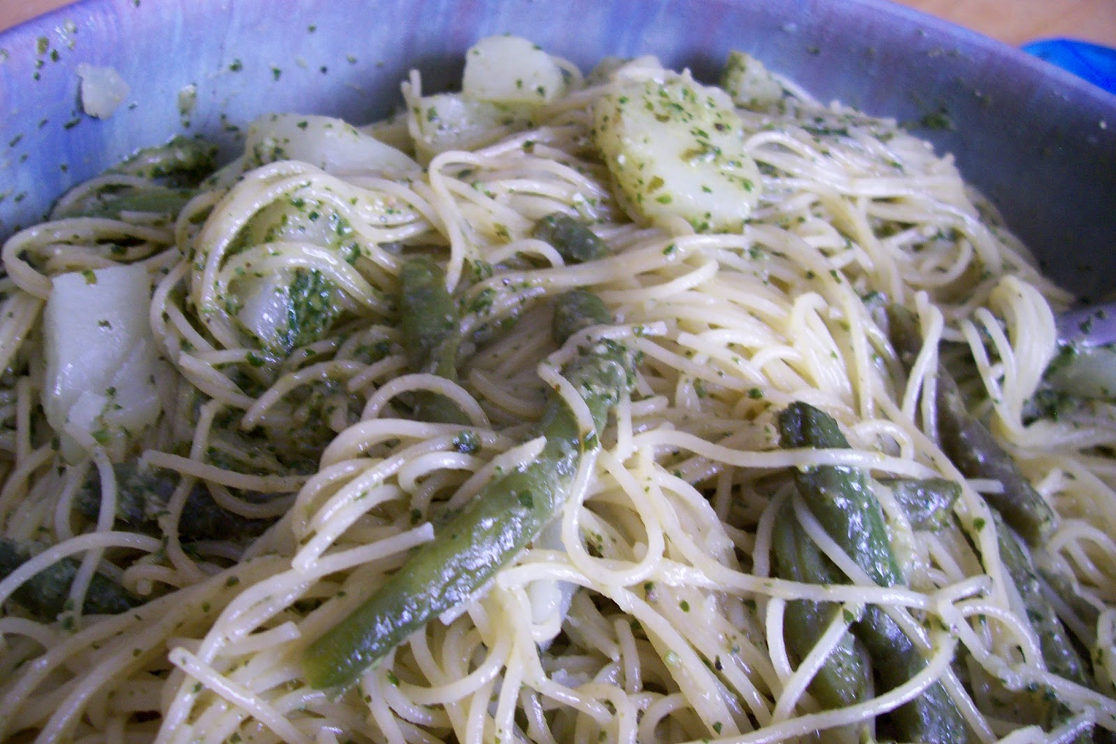 La Buona Cucina: Pasta Alla Ligure (Pesto w/ Potatoes and Green Beans)