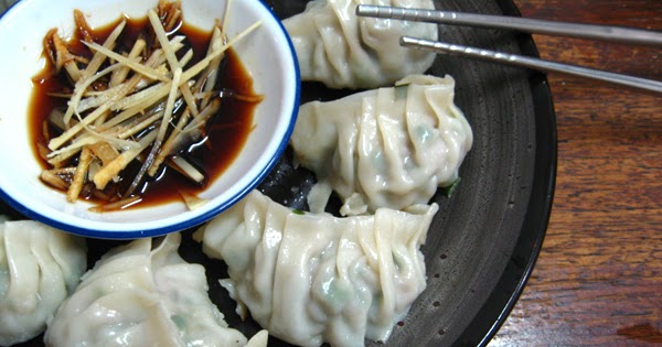 Elinluv's Tidbits Corner: Gyoza