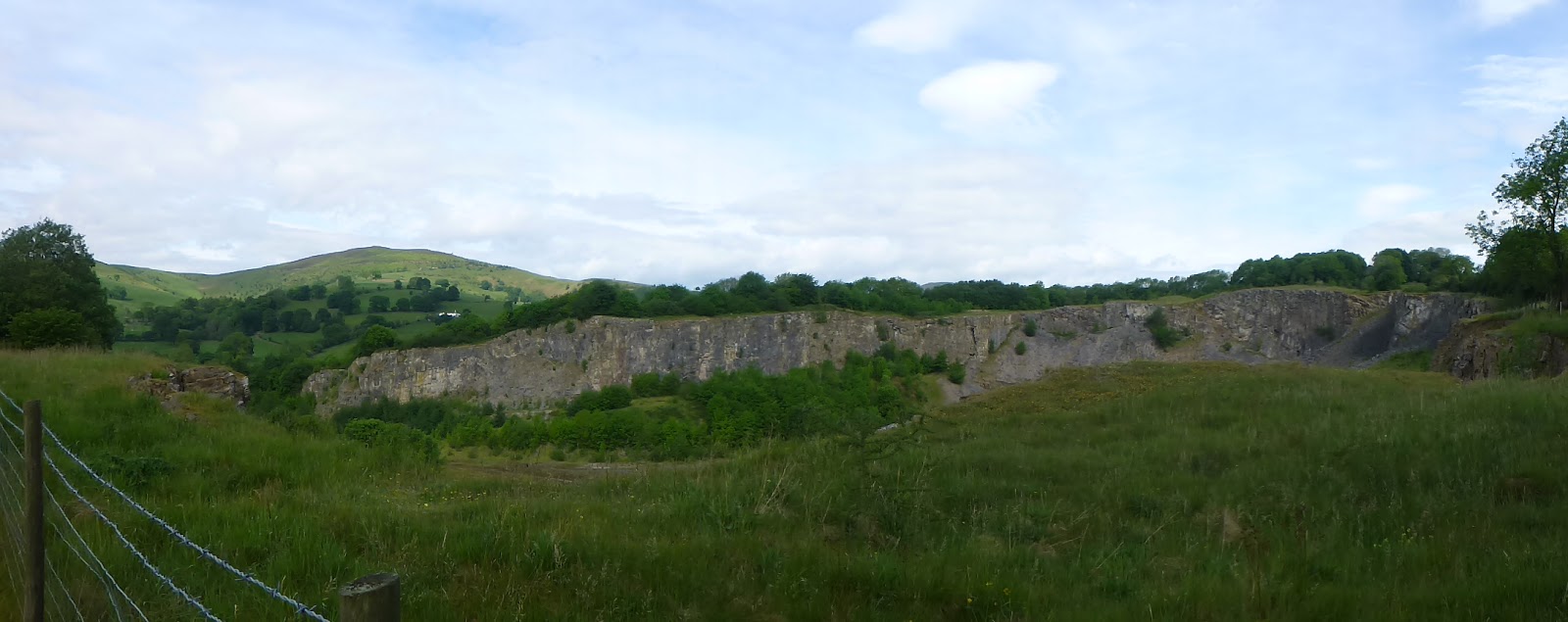 Harris Hikers: Llanarmon-yn-Ial, Eryrys and Around Moel Gyw 1st June 2017