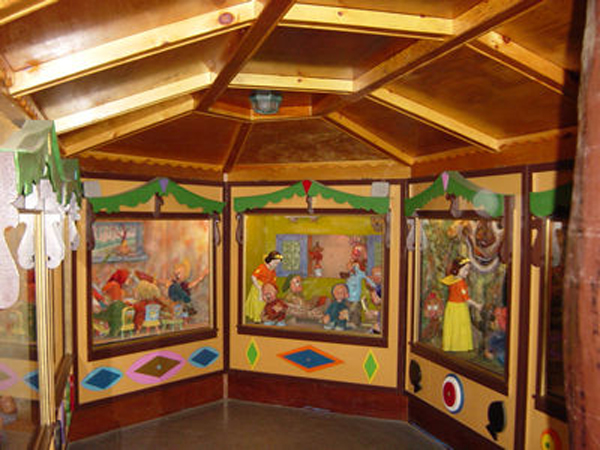 Filmic Light - Snow White Archive: 1937 Snow White Figures at Magic ...