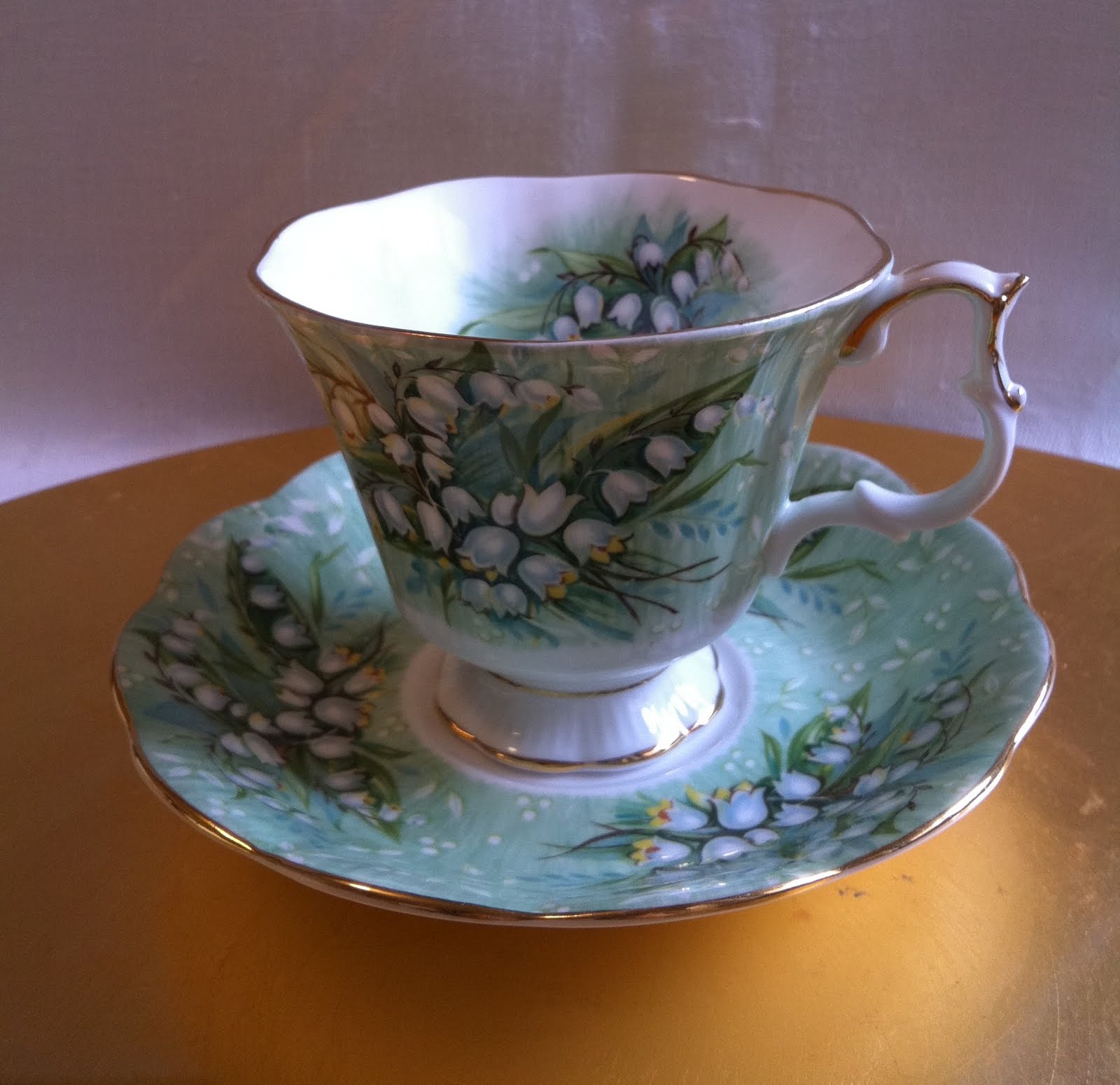 pick a tea cup, any tea cup! – Dot & Lil