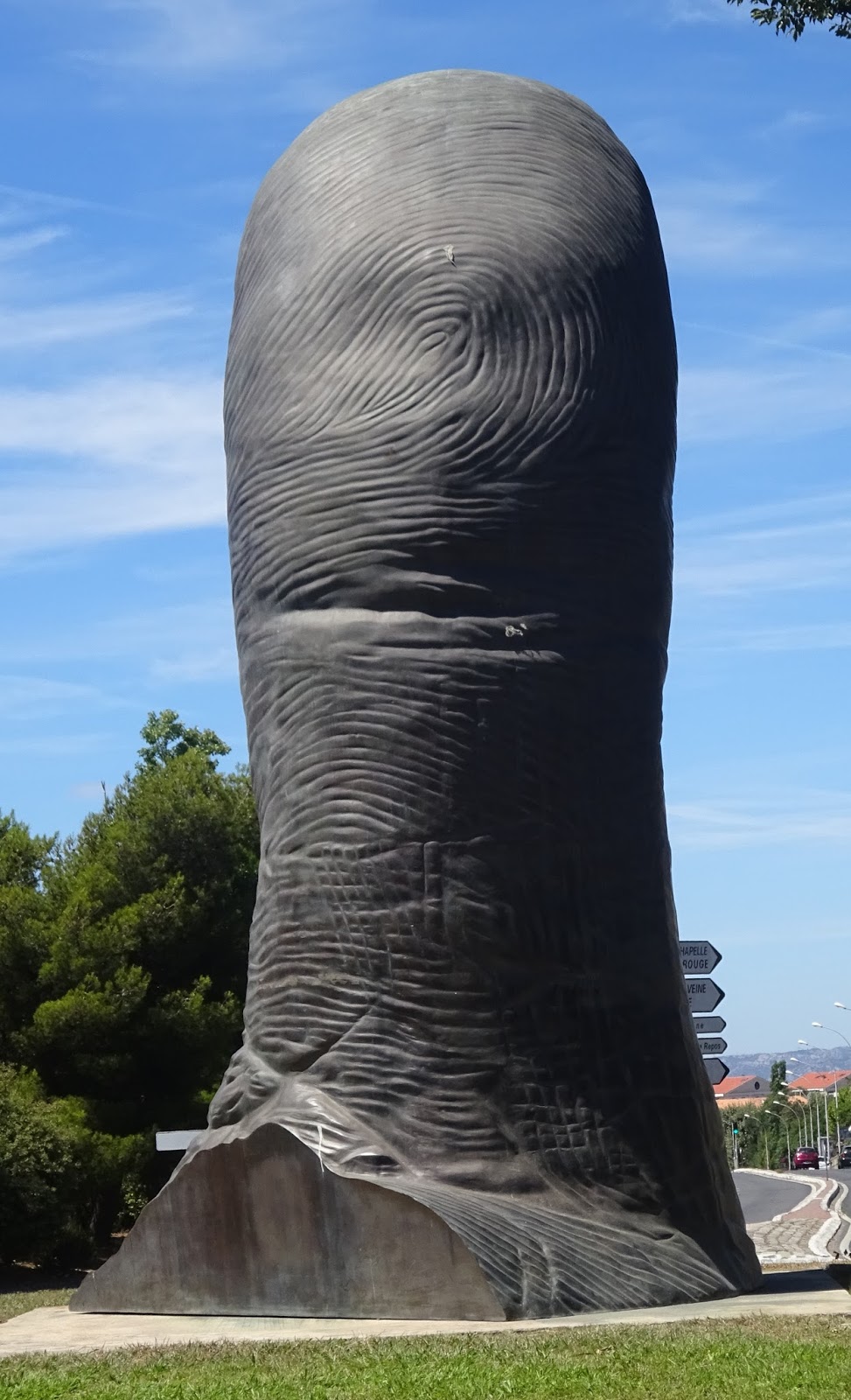 Dr Tony Shaw: César's thumb, Bonneveine, Marseille, Bouches-du-Rhône (13)