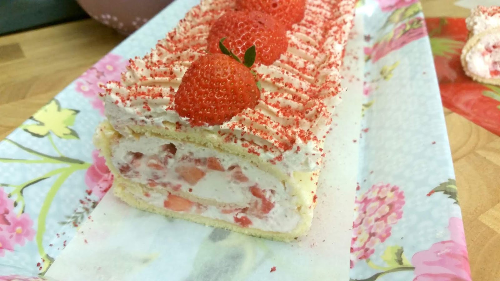 Lilian's Baking Inspiration: Erdbeer-Roulade