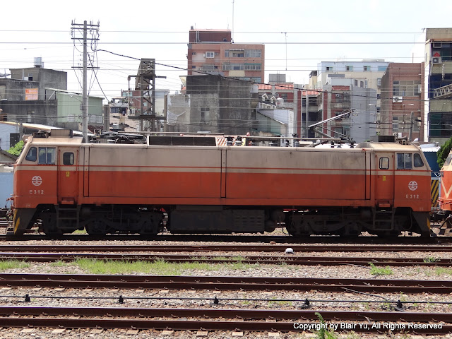 Blair's 鐵道攝影: E312電力機車 / TRA E312 Electric locomotive