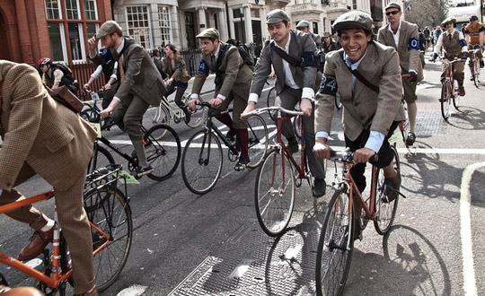 Perth Vintage Cycles: The Tweed Ride phenomenon
