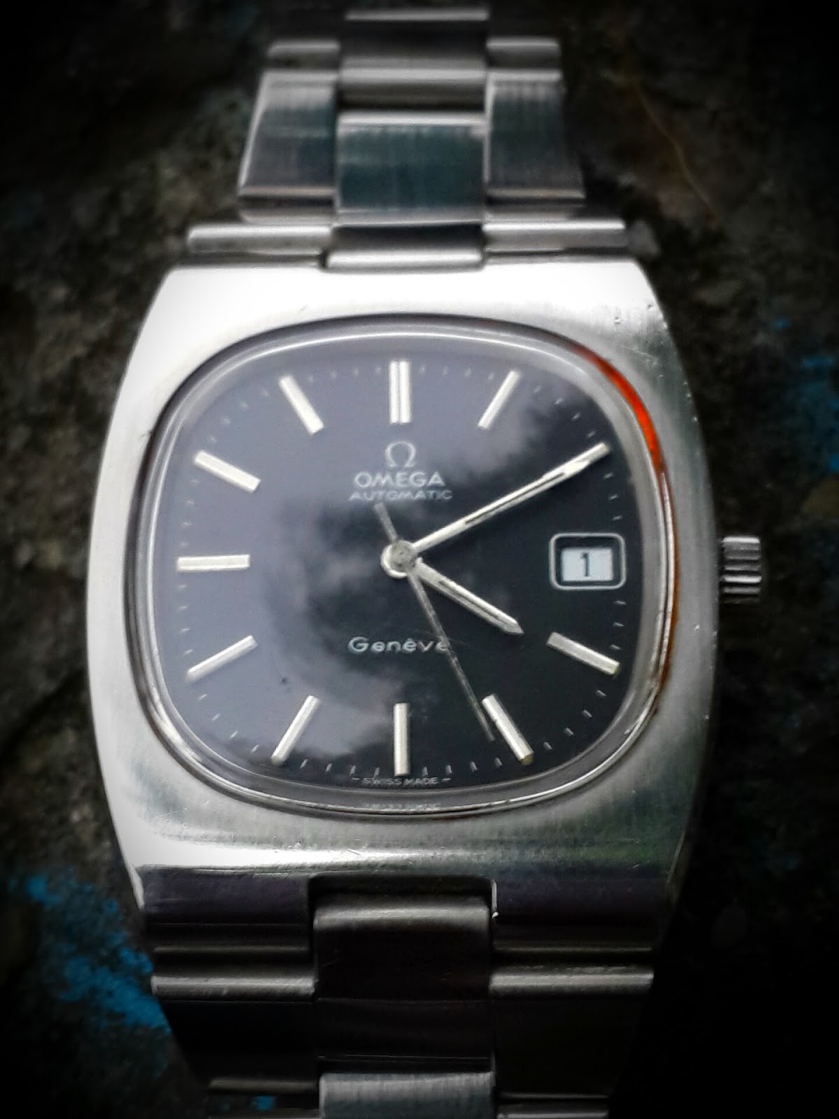 Azzam Vintage: Omega Geneve Square