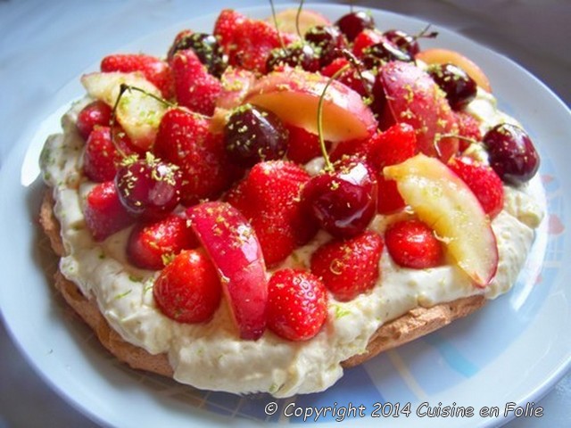 Cuisine en folie: Dacquoise aux fruits rouges et crème mousseline ...