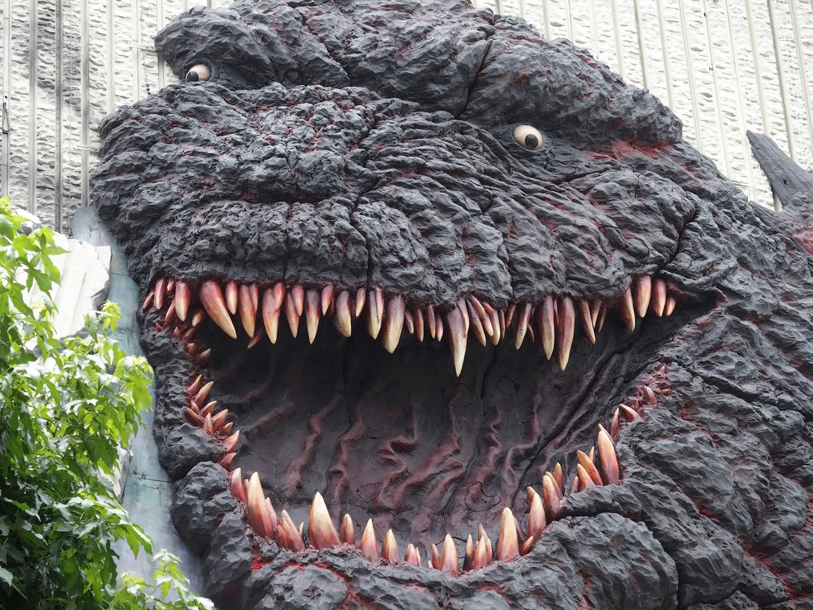 Sidelong Glances of a Pigeon Kicker: GODZILLA SMASHES SHIBUYA PARCO ...