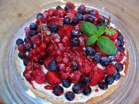 Cuisine en folie: Tarte sablée aux fruits rouges, chantilly aux noix et ...