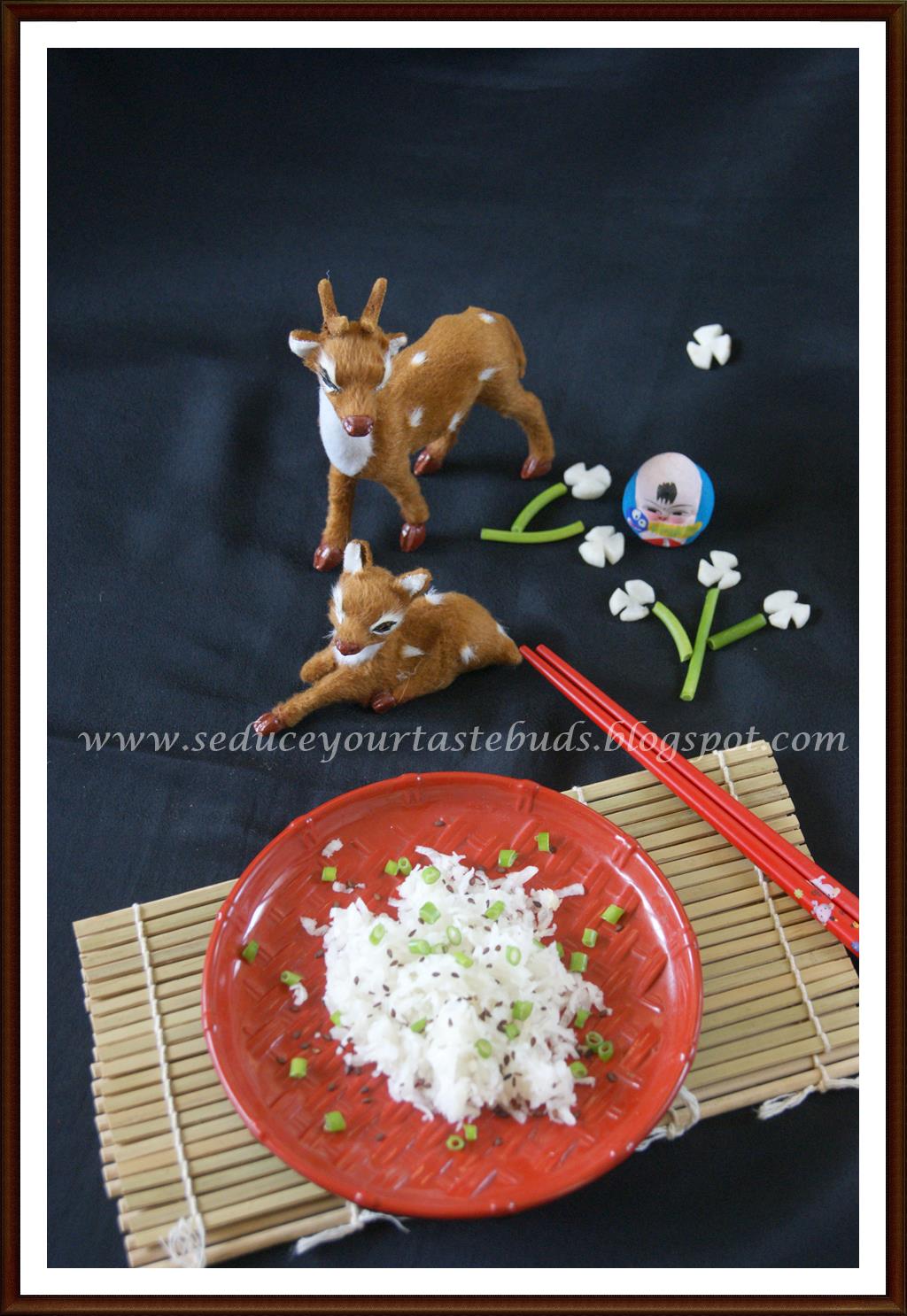 Congyou Bailuobosi | Chinese Raw Radish Threads with Scallion Oil ...