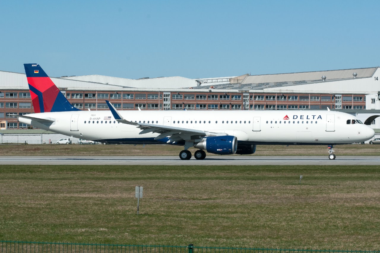 Airbus Hamburg Finkenwerder News: A321-211SL, Delta Air Lines, N302DN ...