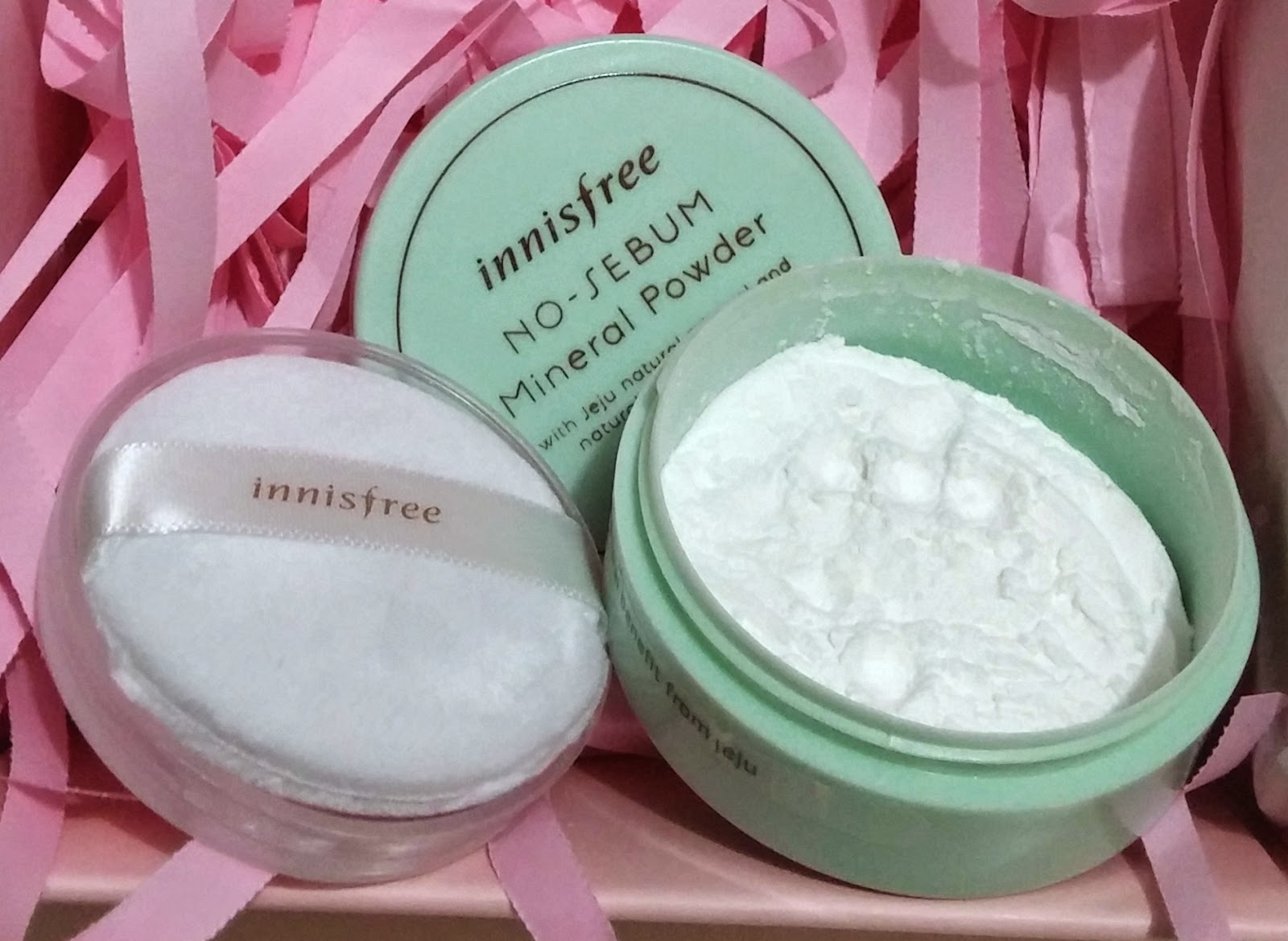 Innisfree No Sebum Mineral Powder Review - WateryScenery
