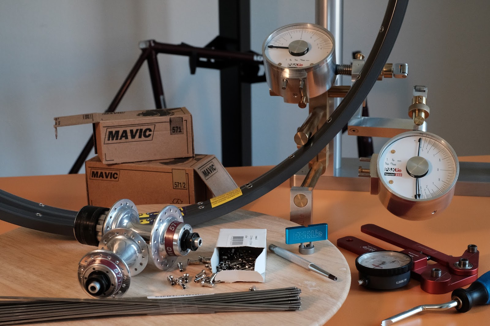 Aufbauprojekt Look KG 176 - die Laufräder