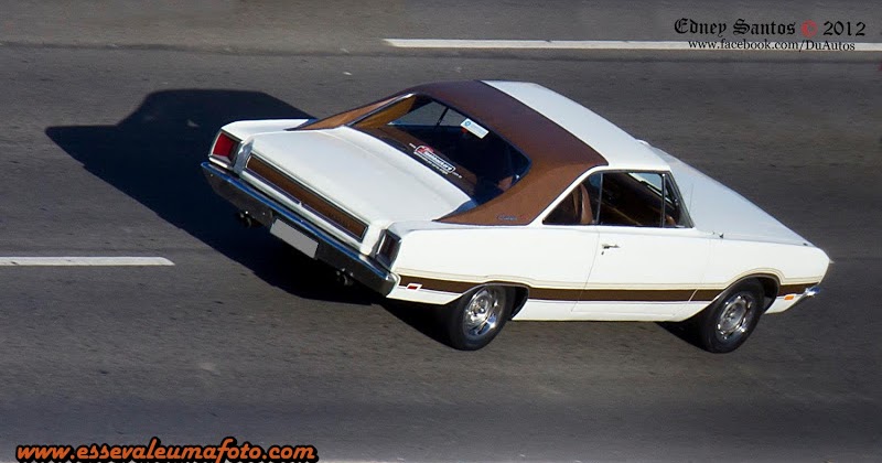 Registros Automotivos do Cotidiano: Dodge Charger R/T 1978