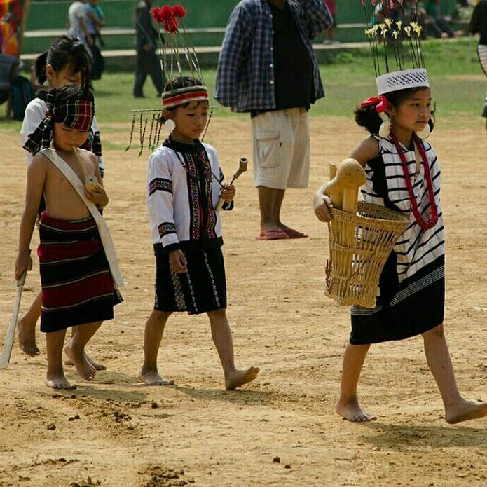 Kan Nopang/Naupang Mizo Thuam Nen : Mizo kids in Mizo Traditional Dress ...