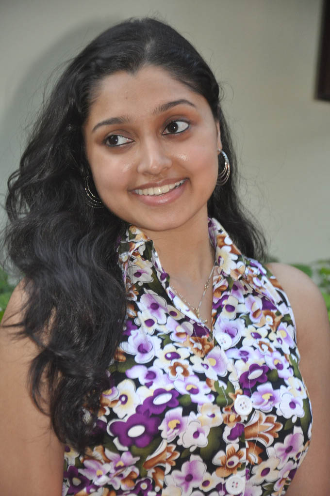 Sija Rose Tamil Actress Pics | All Heroines Photos
